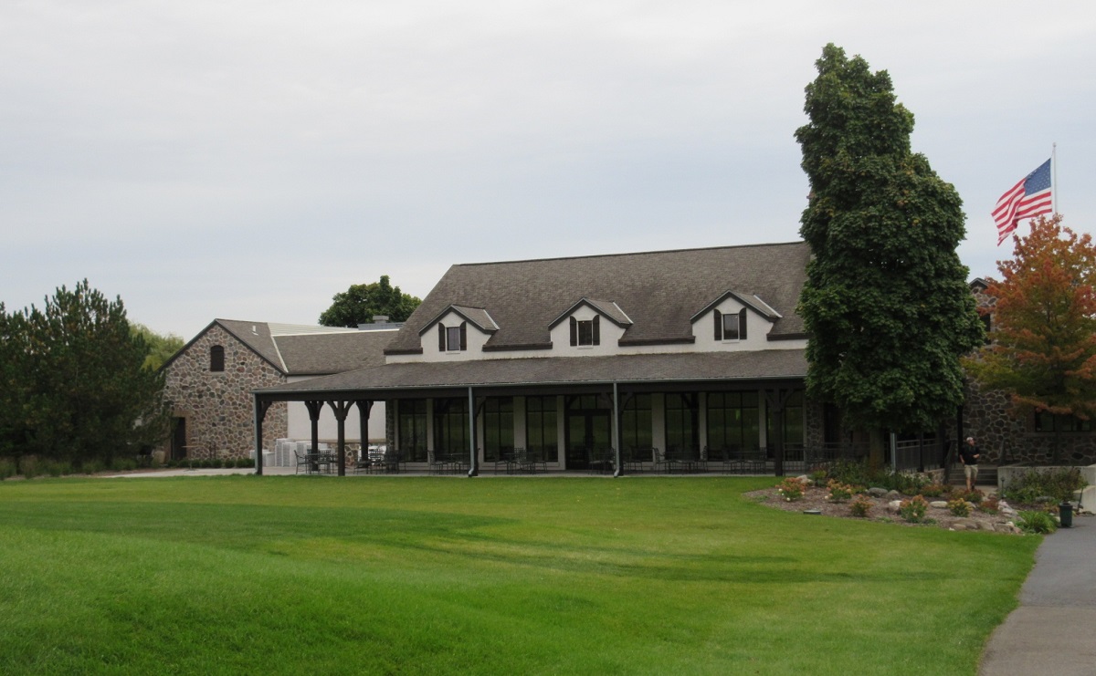 The Bog Golf Course - Clubhouse Patio - Wisconsin Golf Trips