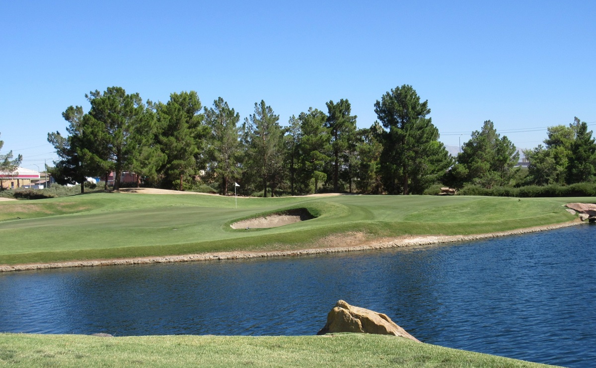 Desert Pines Gallery - Wisconsin Golf Trips