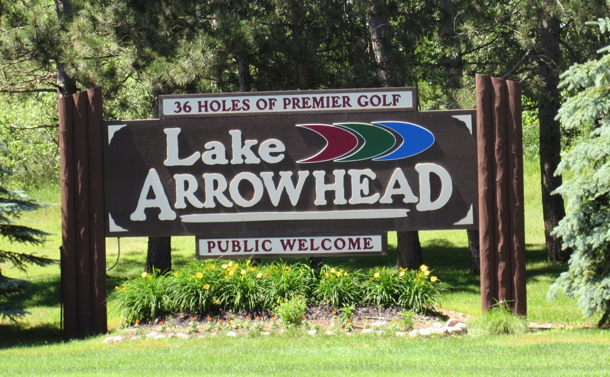 Lake Arrowhead Golf Course Gallery - Wisconsin Golf Trips